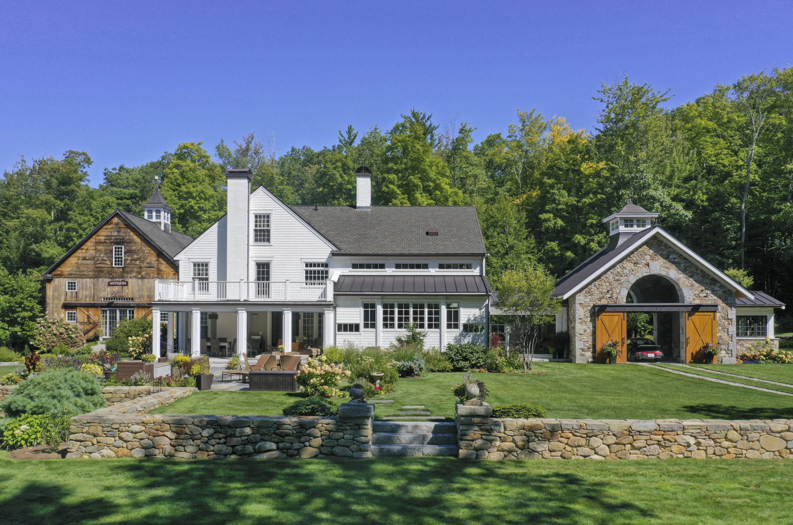 Porte-Cochere - MGa - Marcus Gleysteen Architects